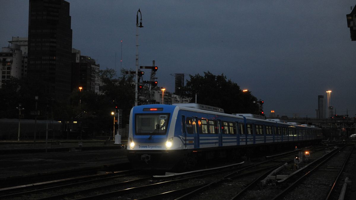 La línea Mitre extiende el servicio en horario nocturno y aumenta la ...