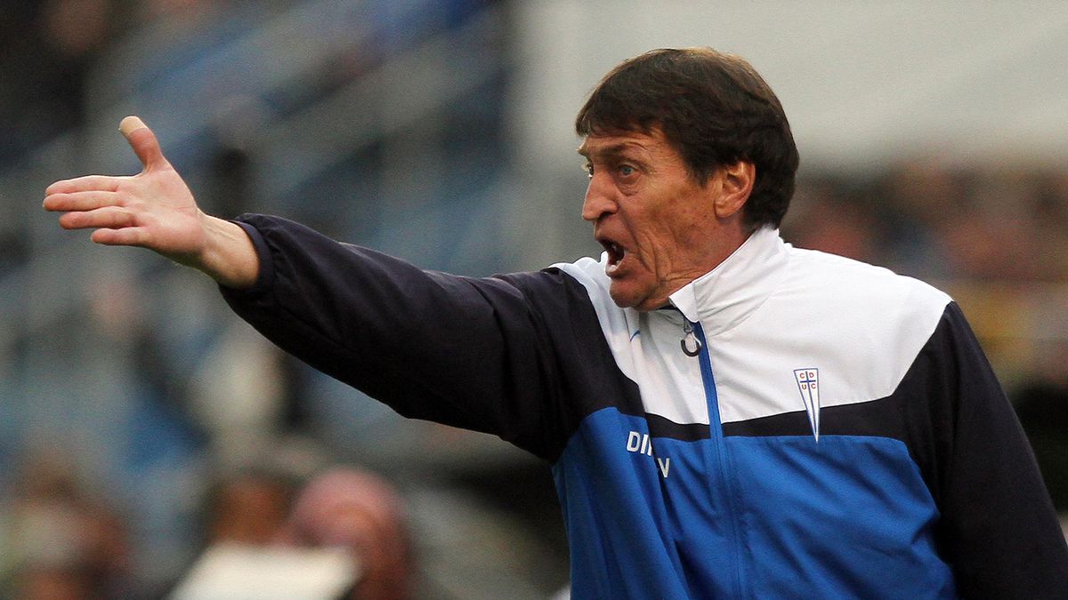 Julio Falcioni fue despedido de la Universidad Católica