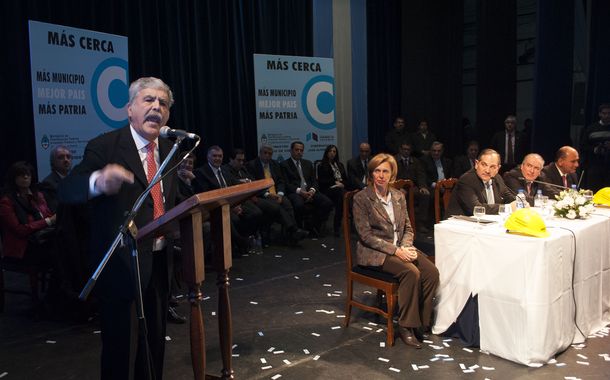 La Pelota No Se Mancha No Se Puede Hablar De Peronismo Y De Enfriar La