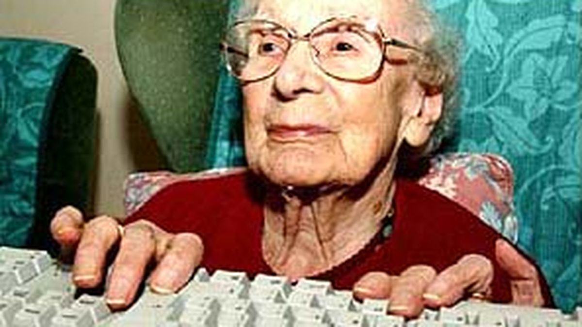 Una mujer de 72 años es adicta a los video-juegos hace 20 años Una mujer de 72 años es adicta a los video-juegos hace 20 años