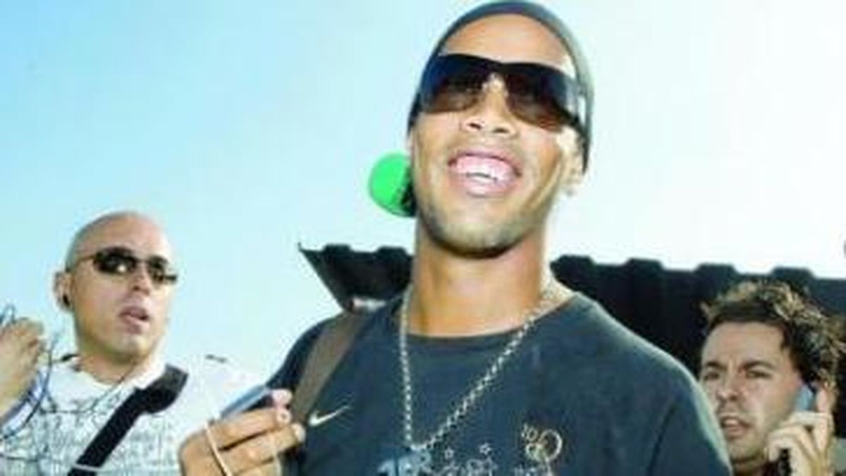 El Milan y el Inter se pelean por Ronaldinho