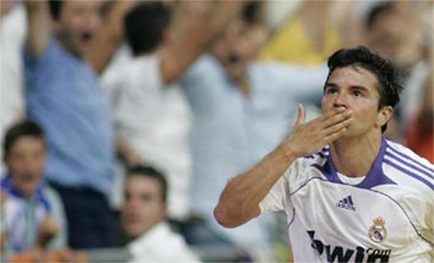 El Real Madrid pone a la venta a Javier Saviola