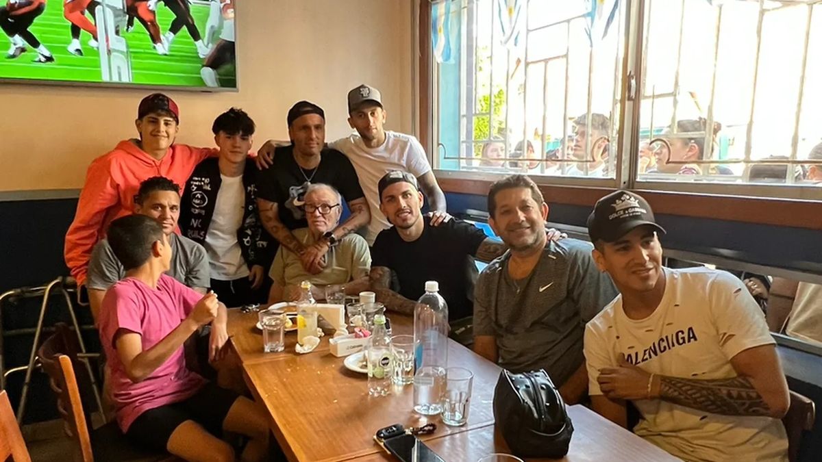 Paredes almorzó con amigos en un club de barrio: los detalles