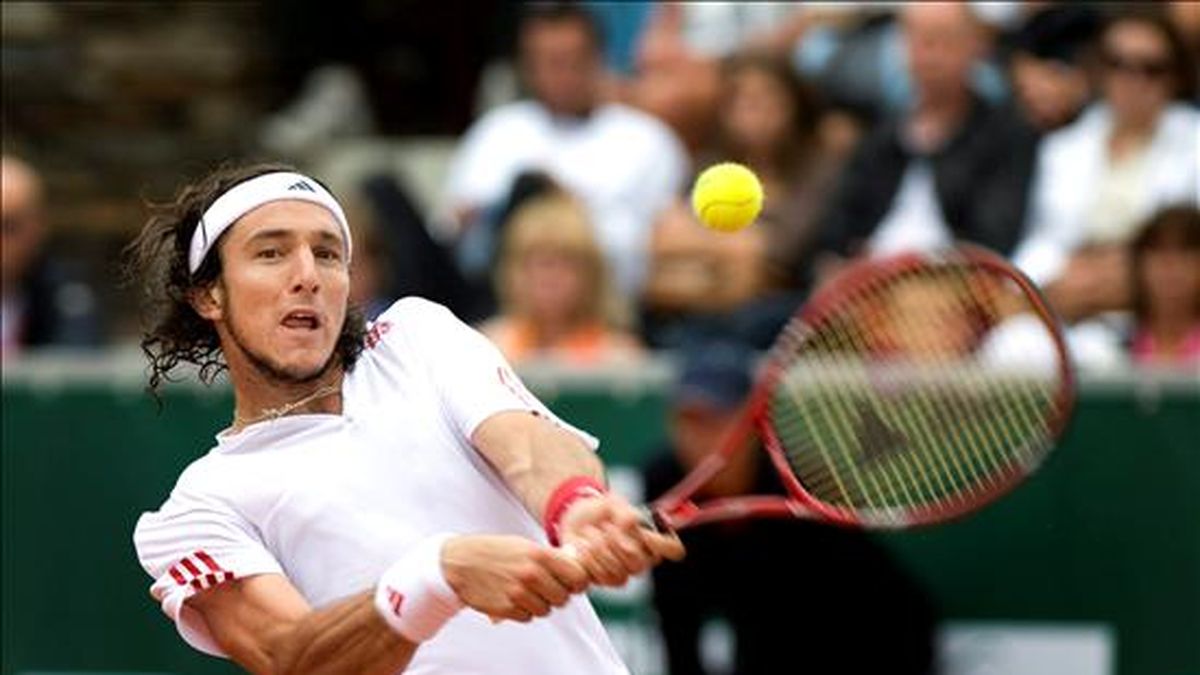 Juan Mónaco debutó con un triunfo en Bucarest