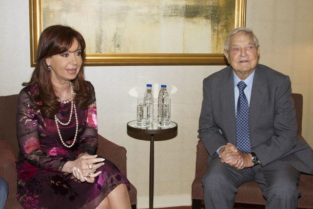Cristina Kirchner y George Soros dialogaron sobre las perspectivas de ...