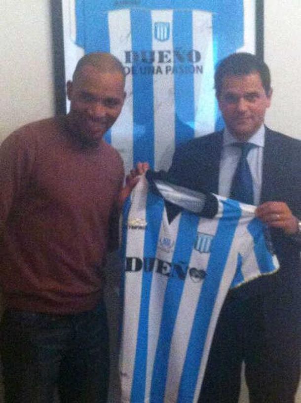 Mario Regueiro es el primer refuerzo de Racing