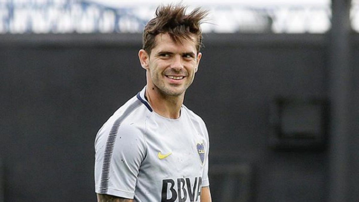 Boca prende velas: Gago trabajó con pelota y sueña con estar ante River
