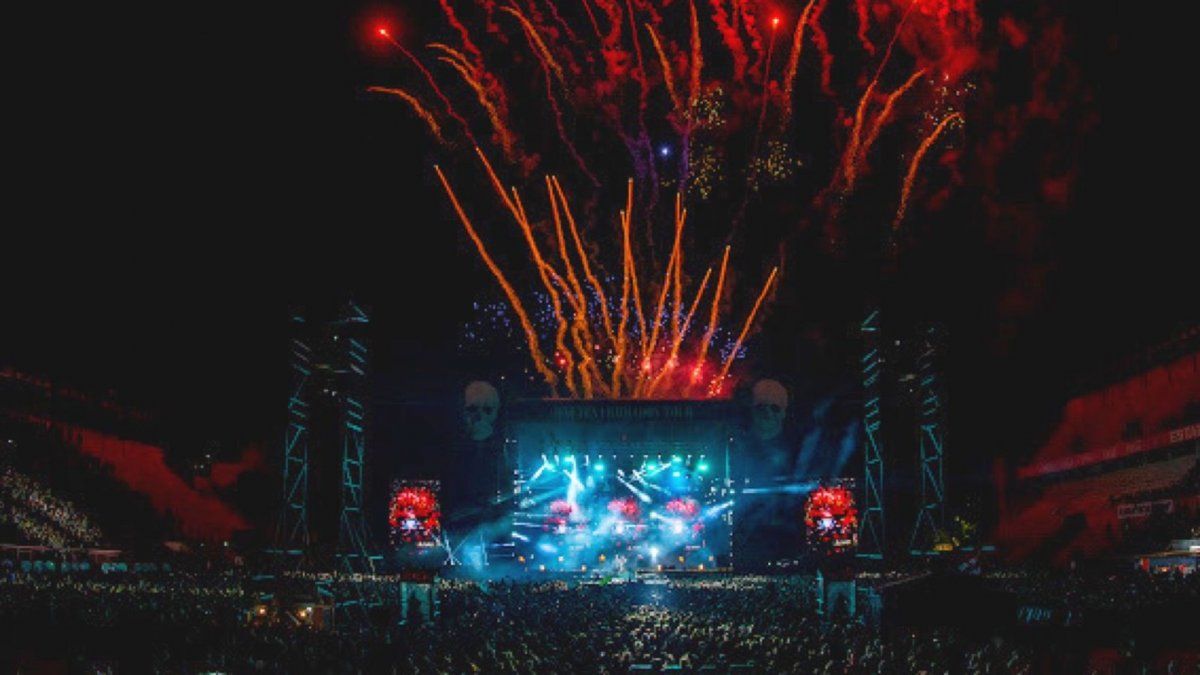 Airbag hizo temblar Argentinos Juniors con Jinetes Cromados Tour