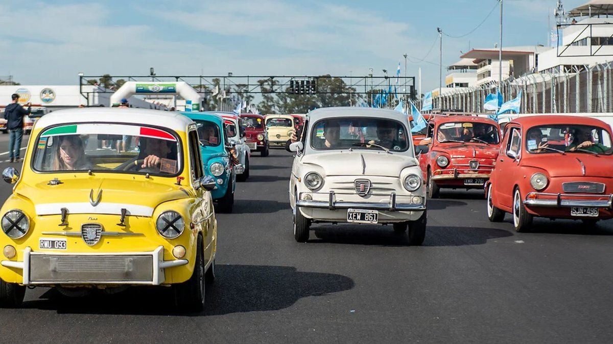 Presentaron el Documento Nacional del Fitito para dueños de Fiat 600