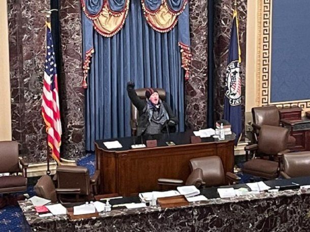 Así Está El Capitolio De Estados Unidos Por El Ataque De Simpatizantes