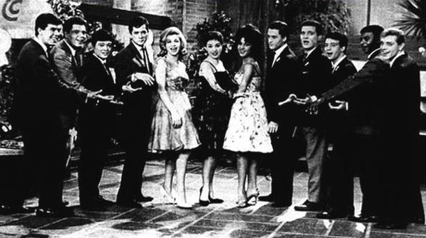 Como marca la tendencia: el Club del Clan volvió a los escenarios