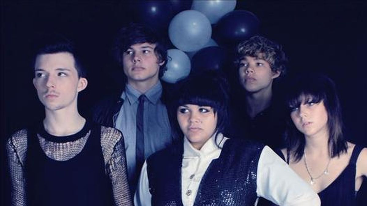 Operator Please >> Back and forth