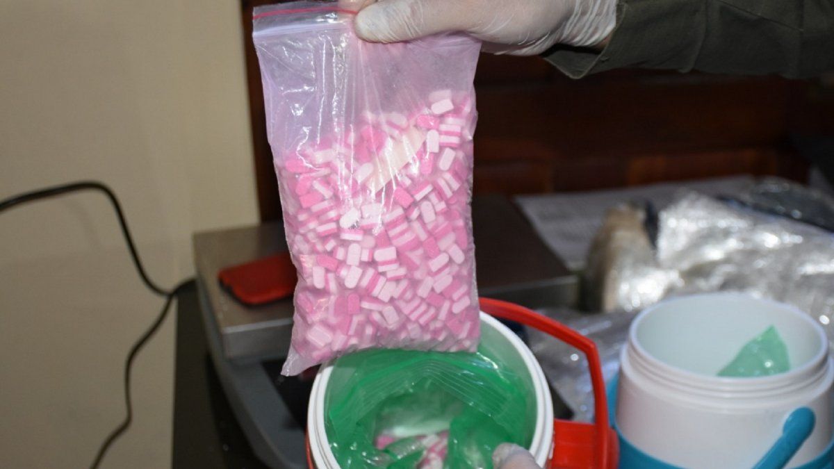 Misiones: descubren éxtasis escondidos en termos enviados por encomienda