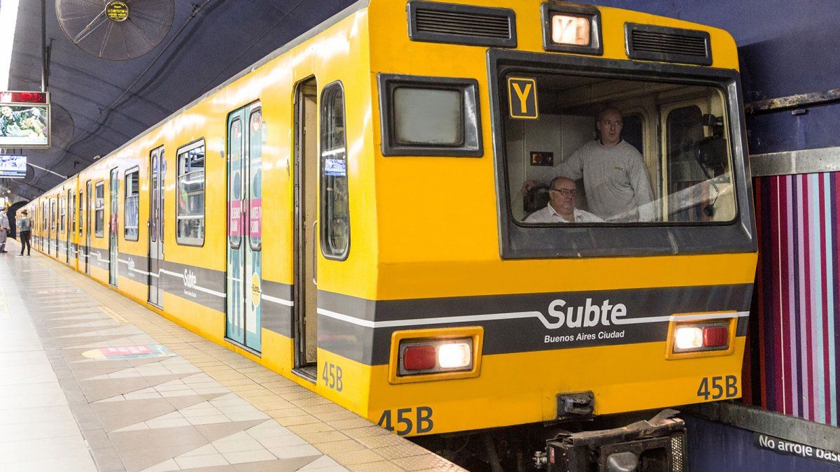 Se normaliza el servicio en la línea E de subte y el Premetro