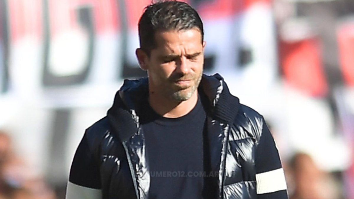 FERNANDO GAGO DEJÓ DE SER EL ENTRENADOR DE BOCA: lo echó Juan Román ...