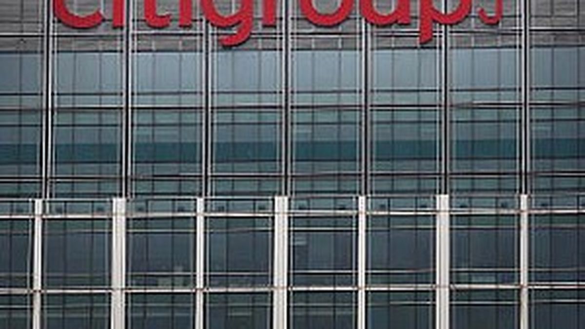 George Bush rescata al Citigroup con 300 mil millones de dólares