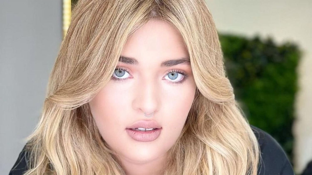 Marta Fort sorprendió en las playas de Miami con su microbikini de encaje