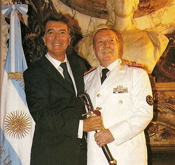 Hermanos desparejos: Pancho se codea con modelos y su hermano hace lo ...