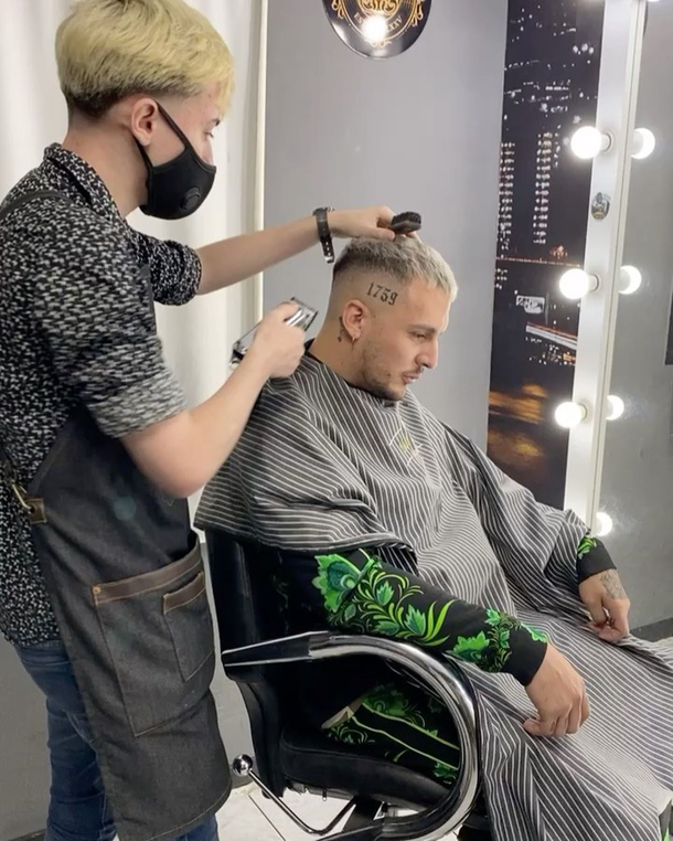 Cómo es cortarle el pelo a L-Gante: lo cuenta Facundo Guas, el barbero ...