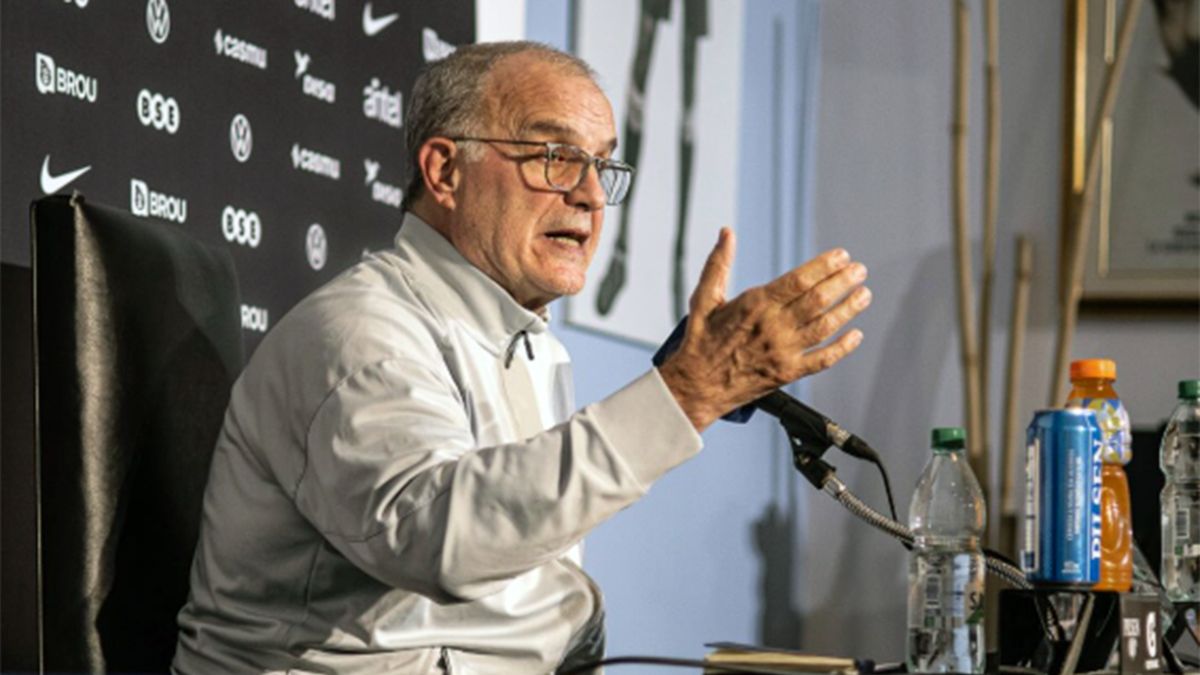Marcelo Bielsa confirmó la lista de 26 convocados de Uruguay para el ...