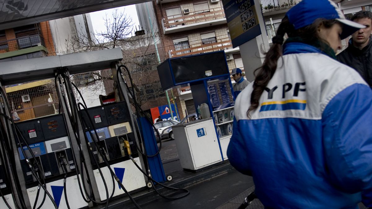 YPF aumentó sus naftas