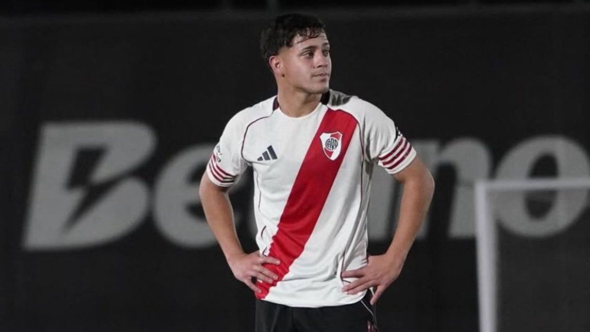 River blindó al joven Thiago Acosta con una cláusula millonaria: de cuánto es