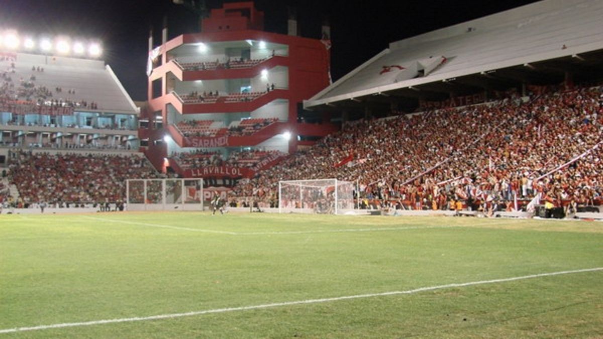Reinauguración de la cancha de Independiente ya tiene fecha