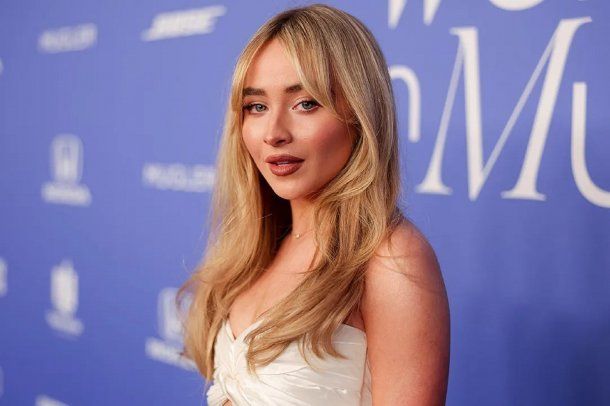 Sabrina Carpenter llegó a Argentina y probó dulces argentinos