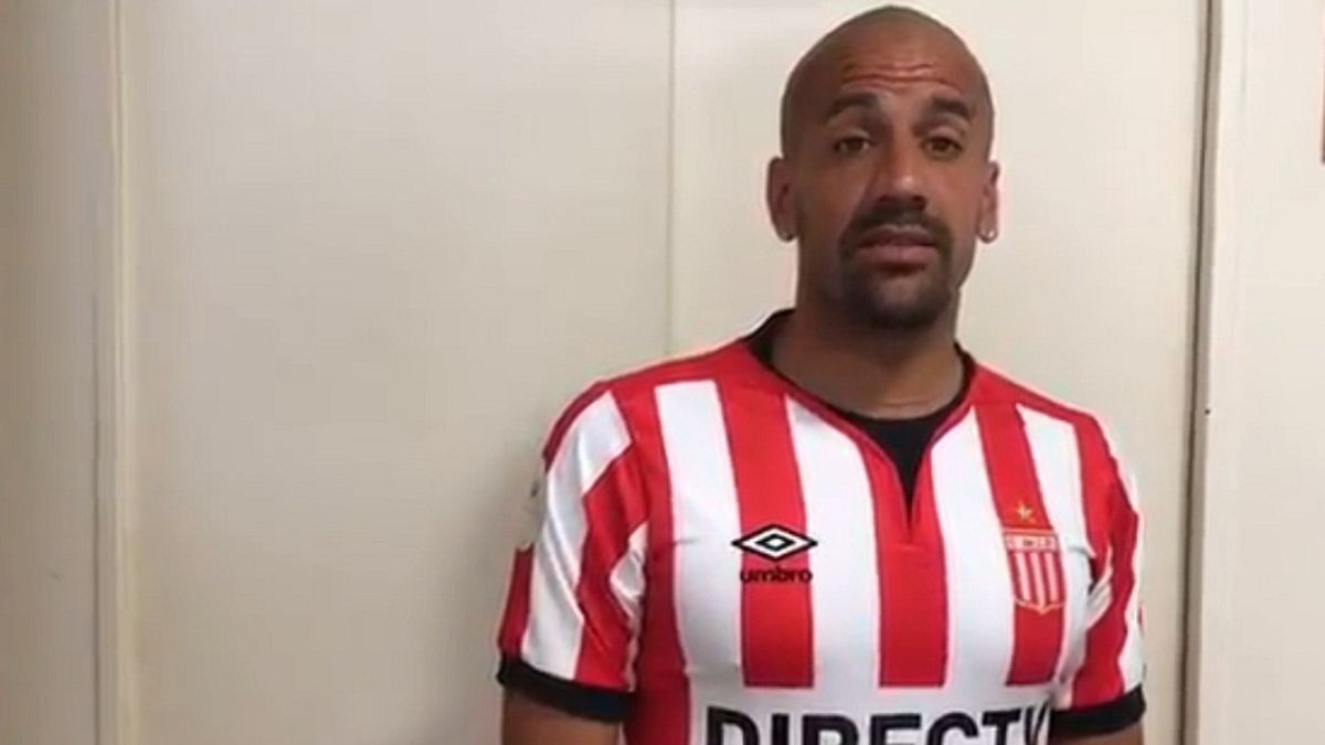 El regreso de la Brujita Verón con la camiseta de Estudiantes ya tiene ...