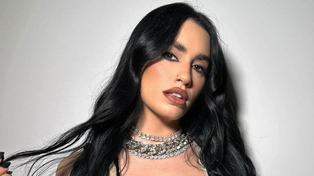 Lali Espósito lanza su nuevo álbum No vayas a atender cuando el demonio ...