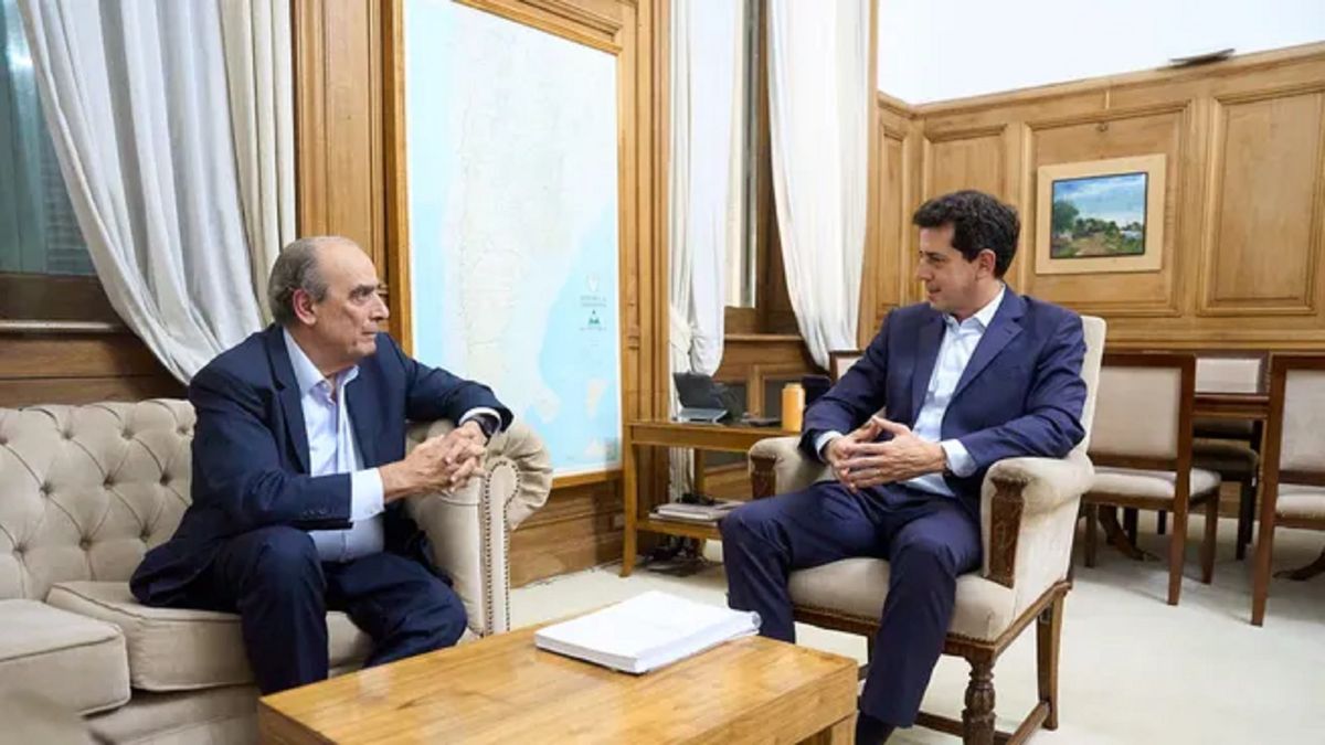 Wado de Pedro recibió a Guillermo Francos por la transición