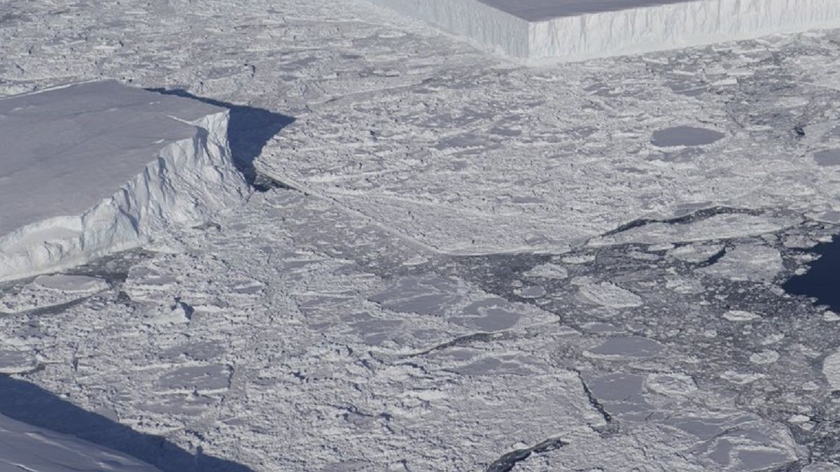 La NASA encontró en la Antártida un iceberg rectangular perfecto