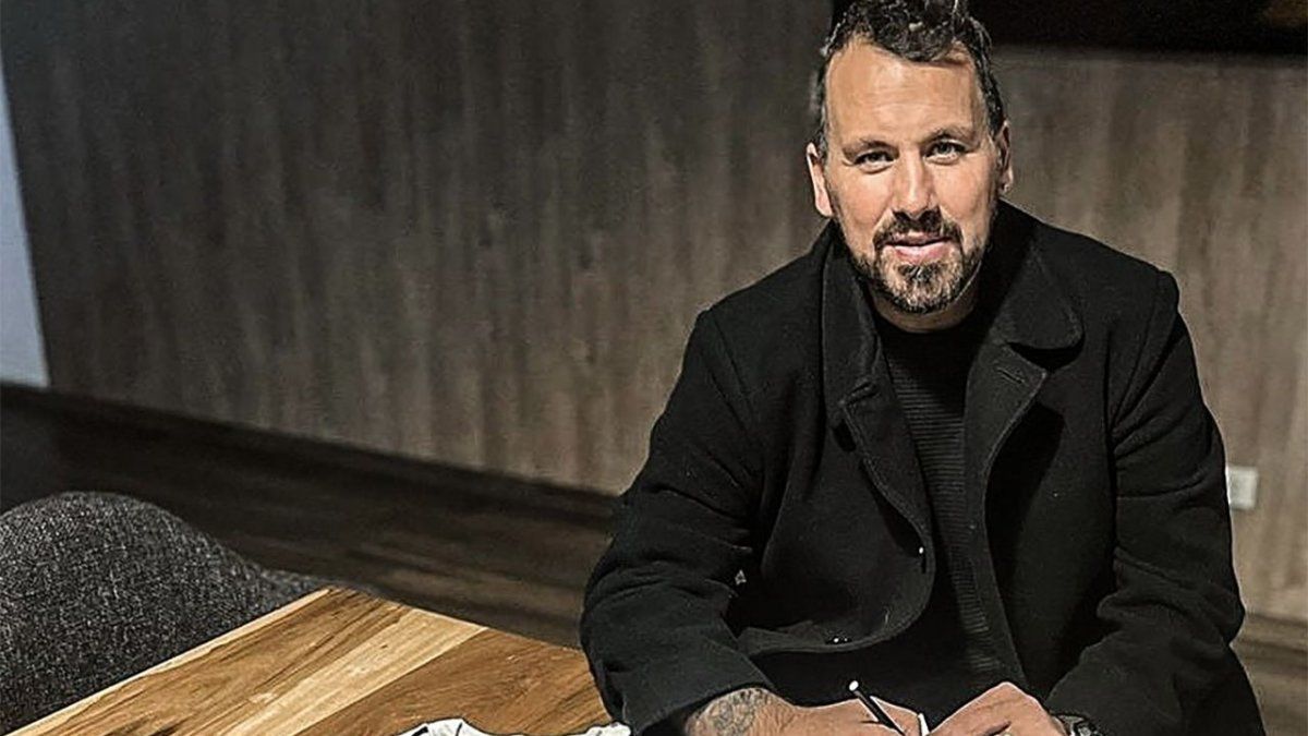 El Ogro Fabbiani es el nuevo DT de Deportivo Riestra