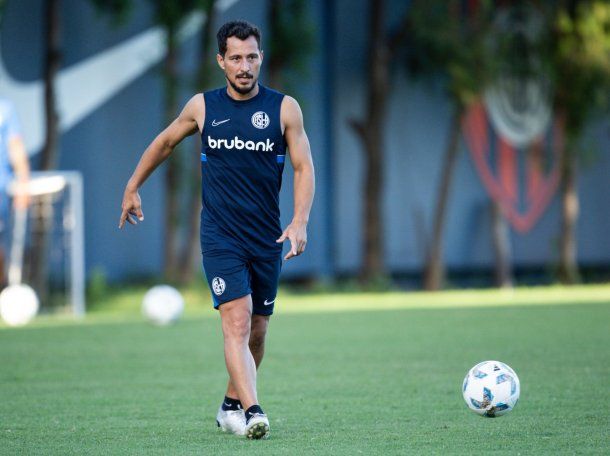 A lo Michael Jordan: San Lorenzo presentó oficialmente a Sebastián Blanco