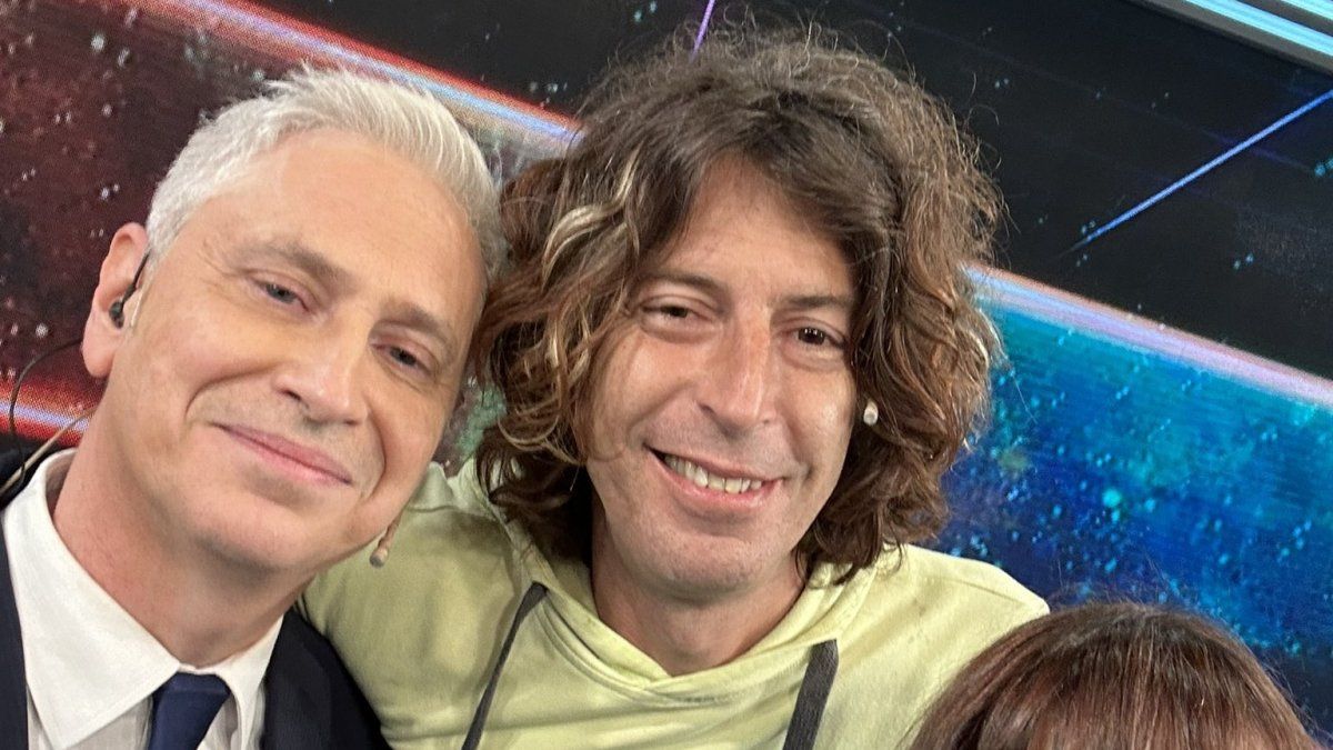 Desopilante momento en Sobredosis de TV: Andy Chango descubrió quién es ...