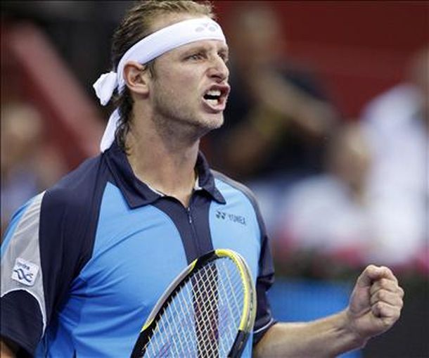 Nalbandian debutó con una victoria en París