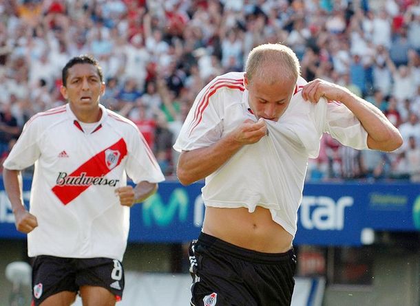 Figueroa, un tipo picante: sueña con hacerle un gol a River Plate