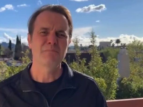 Murió Javier Andrade, un presentador histórico de MTV Latino