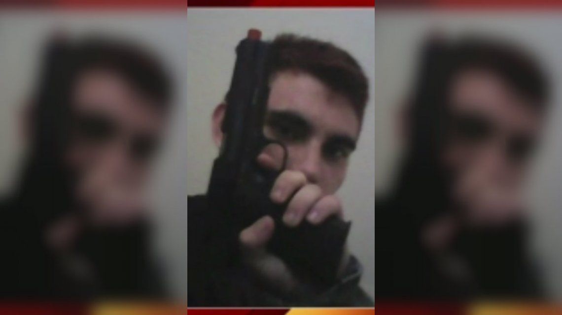 El tirador en la escuela de Florida es un latino de 19 años