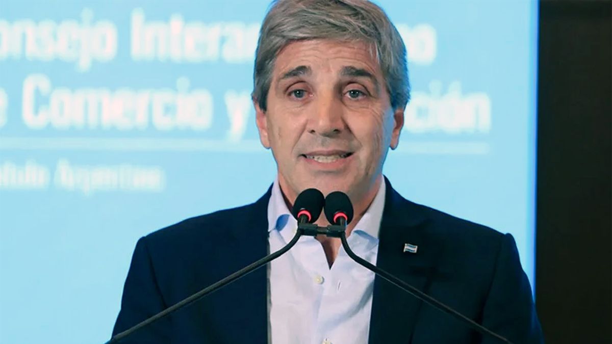 El insólito mensaje de Caputo en medio del paro general