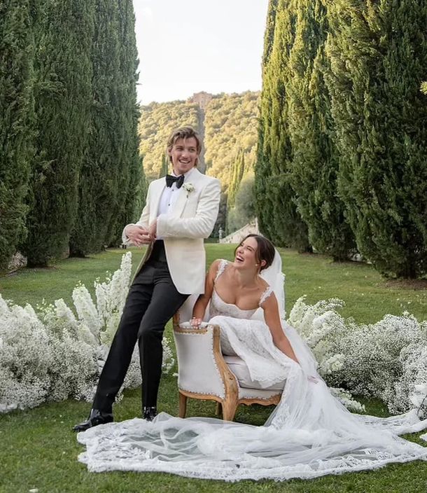 La espectacular boda de Millie Bobby Brown y el hijo de Bon Jovi: las mejores fotos