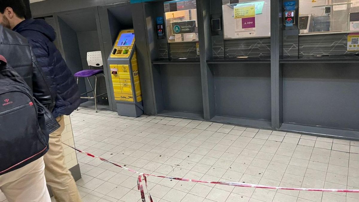 Subte: culpan al Gobierno porteño tras la caída del techo en la ...