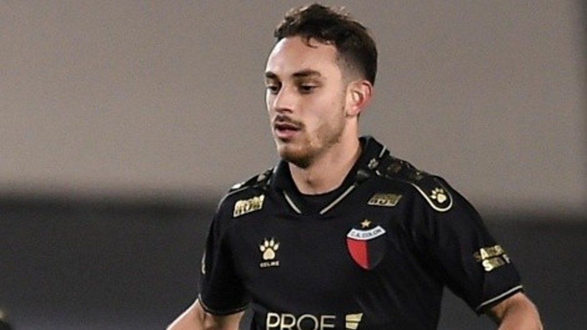 Qué hizo la voz del estadio de Boca cuando ingresó Nahuel Gallardo