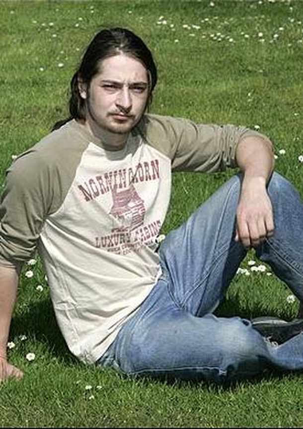 Un joven sufrió de hipo durante casi tres años