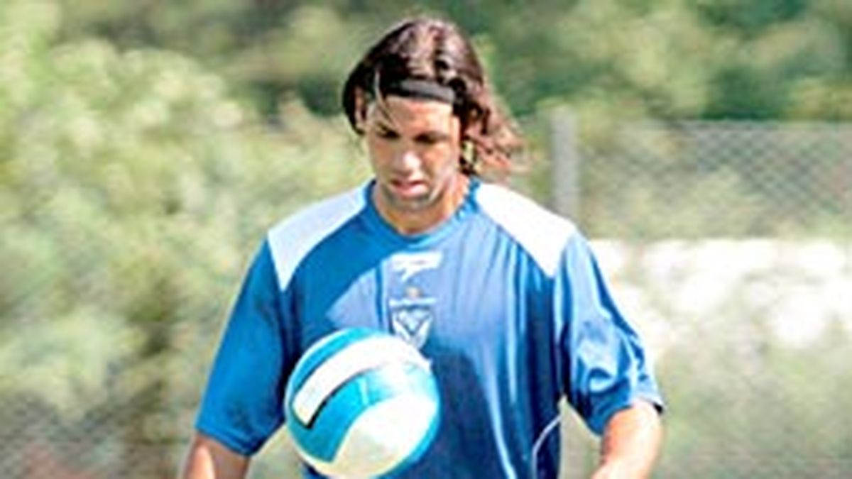 Razzotti llegó a un acuerdo y se quedará en Vélez