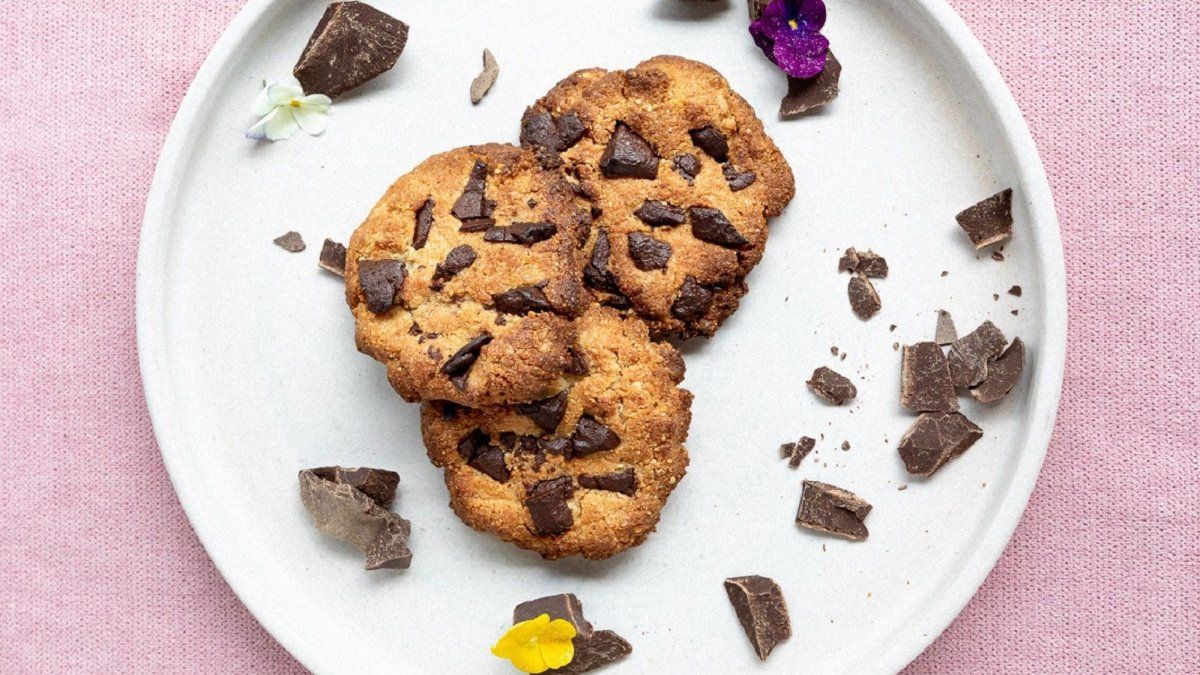 El mejor truco casero para cerrar el paquete de galletitas y snacks