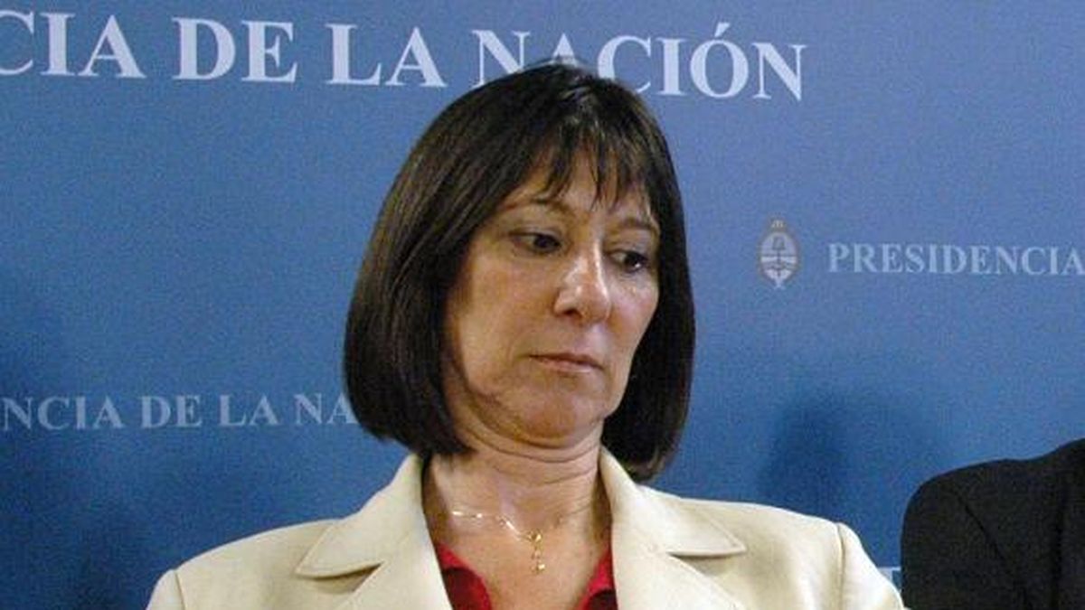 Piden juicio oral a Miceli por la bolsa con dinero hallada en su despacho