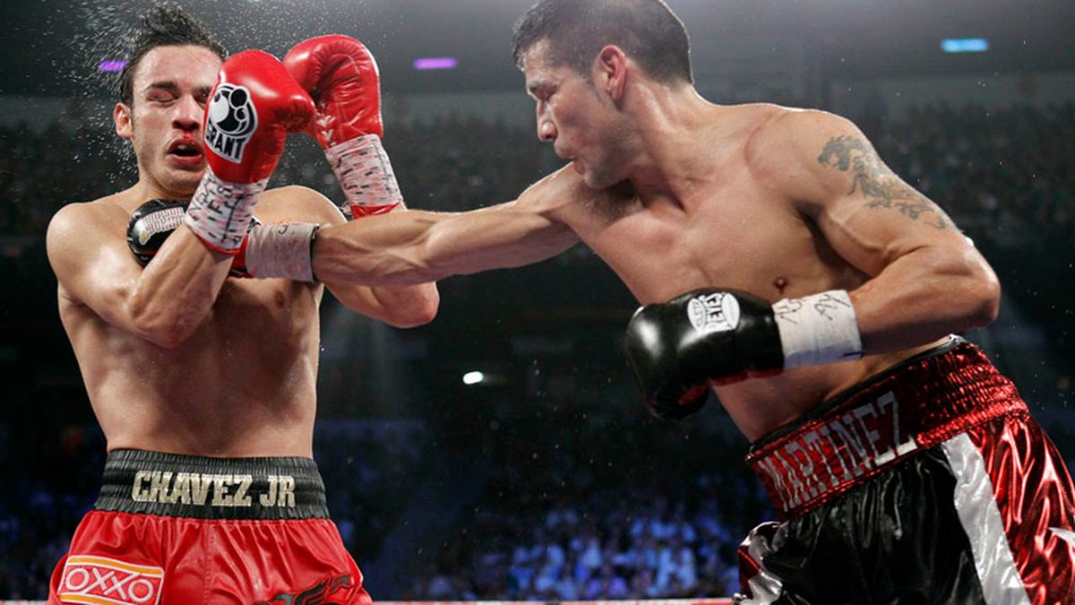 Maravilla Martínez volvió a golpear a Julio César Chávez Jr.