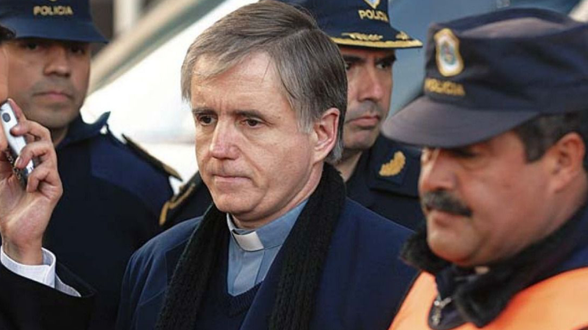 Dónde está preso el Padre Grassi