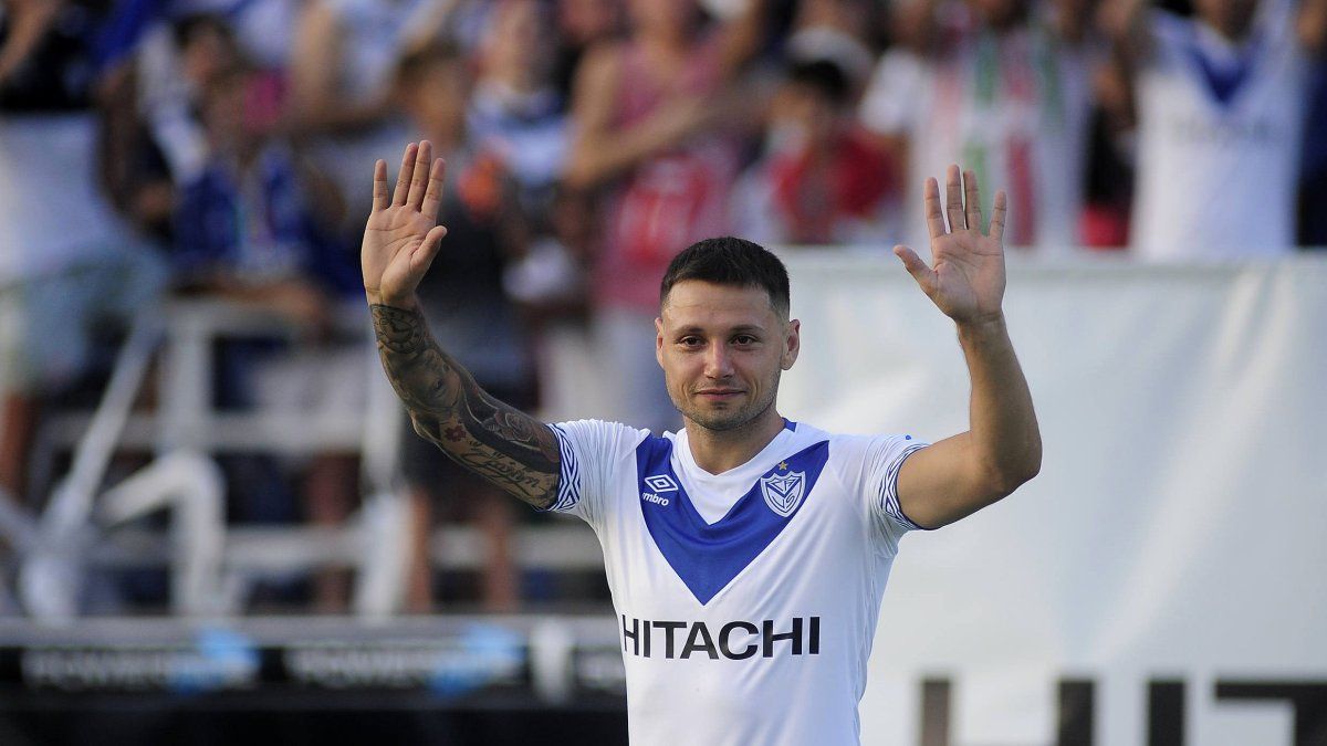 Mauro Zárate anunció su retiro del fútbol: El camino más lindo de mi ...